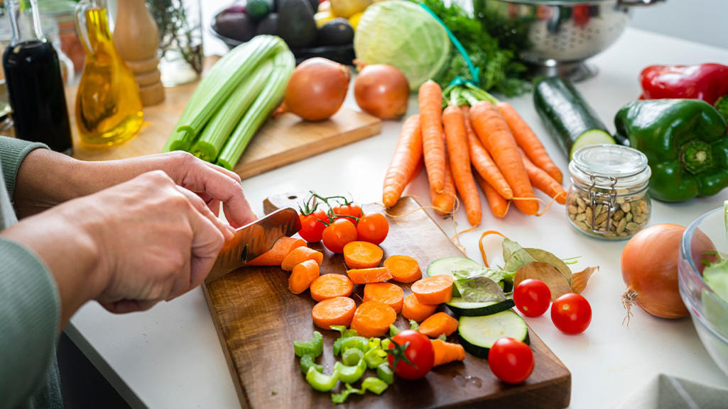 Reducir alimentos grasos y picantes: debe limitarse la ingesta de ...